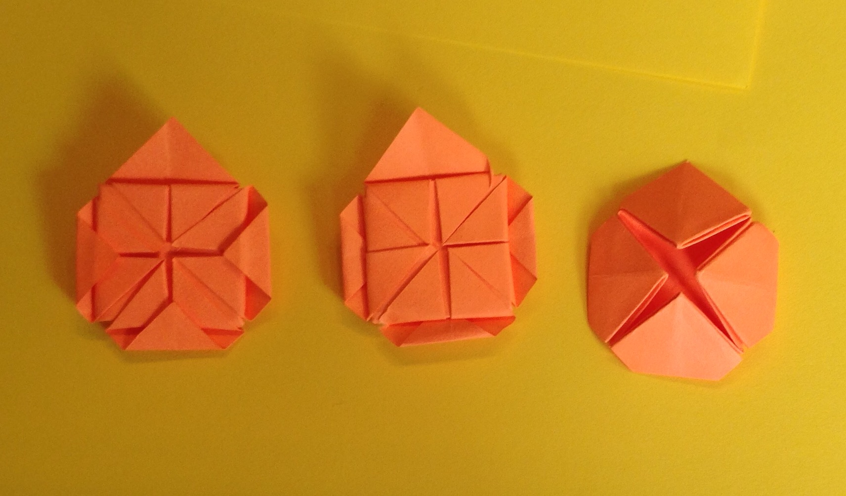 How to Fold An Articulated Origami Snake – Detective Gluck