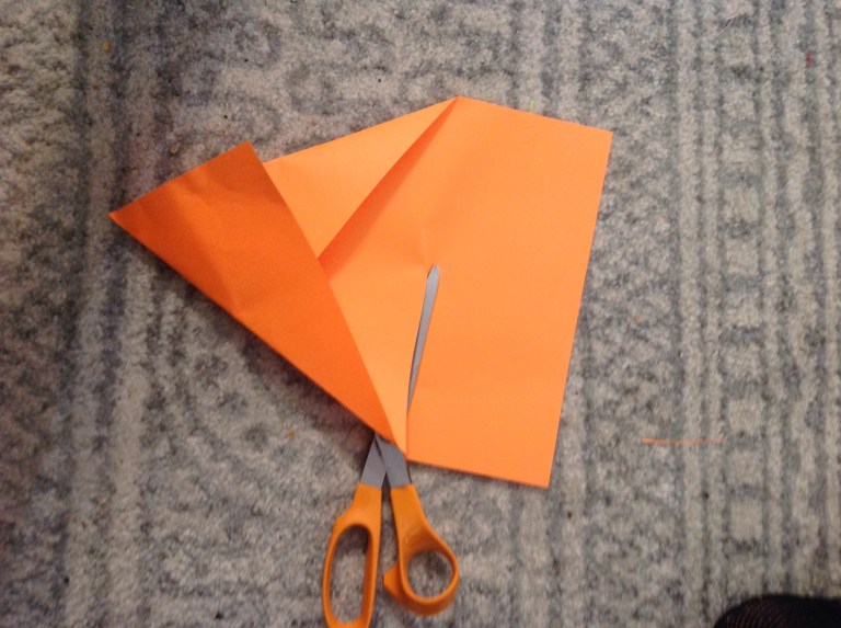 Triangle Pyramid Creations – Detective Gluck