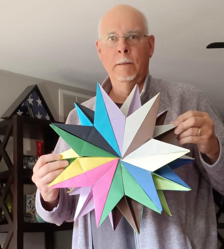 Spike Form Construction – Detective Gluck